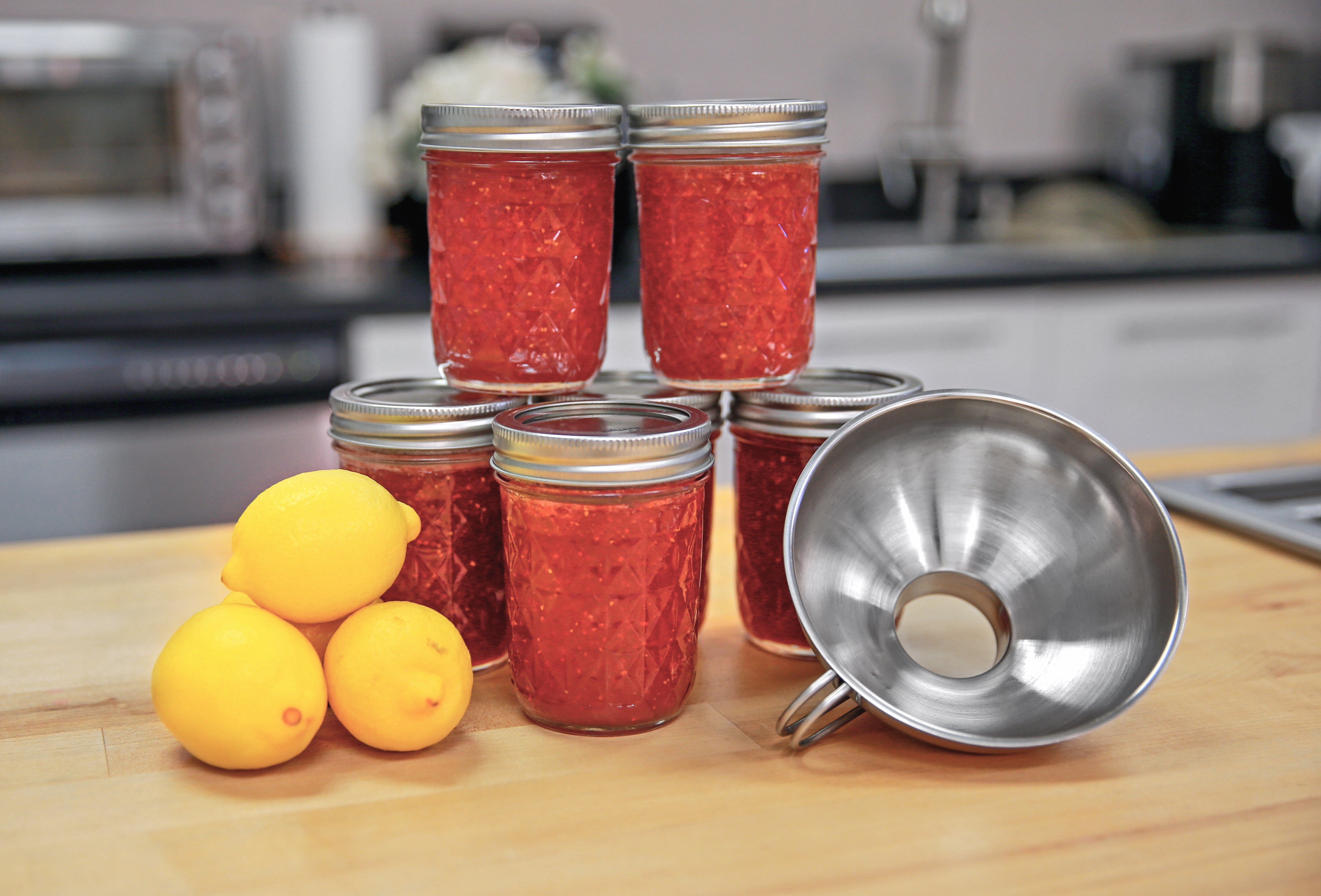 Sieves/Screens/Funnels | Küchenprofi USA